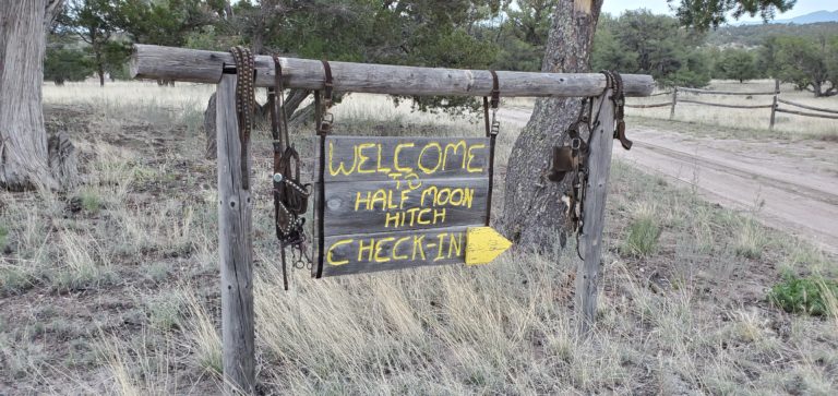 Half Moon Hitch Ranch and RV Park